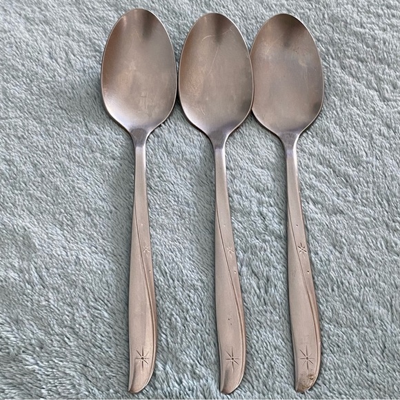 Oneida | Dining | Oneida Twin Stars Flatware Spoons | Poshmark